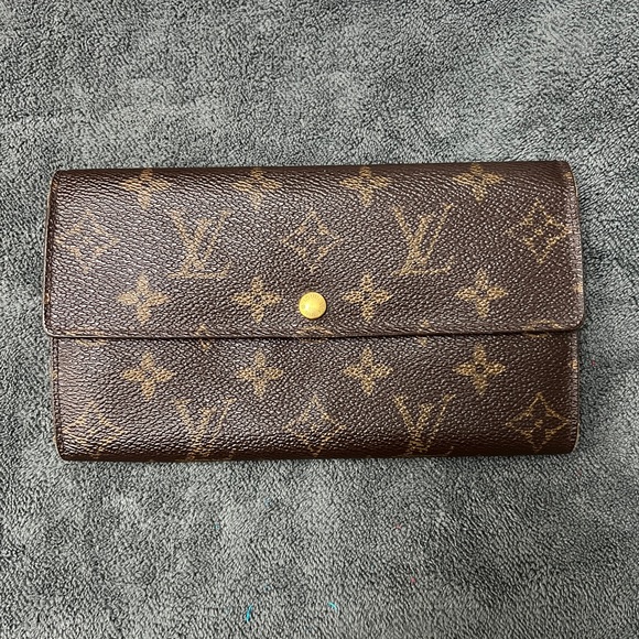 Louis Vuitton | Bags | Vintage Lv Sarah Monogram Long Wallet | Poshmark